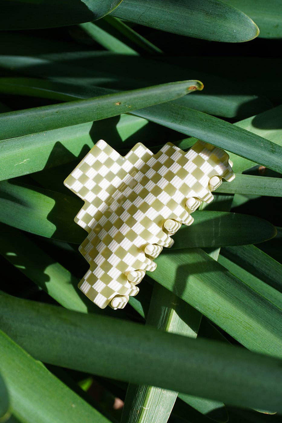 Pyramid Hair Claw | Green Checker